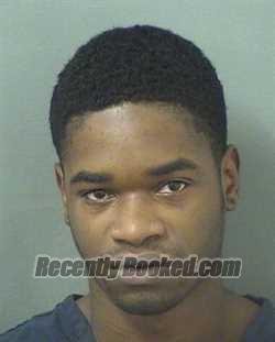 Recent Booking / Mugshot for MILTON THOMAS in Palm Beach County, Florida