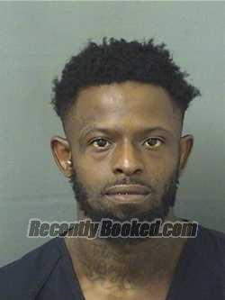 Recent Booking / Mugshot for MATTHEW EUGENE Jr ROBINSON in Palm Beach ...