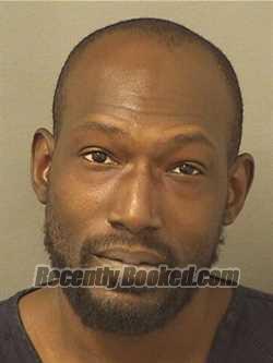 Recent Booking / Mugshot for MARCUS JAMEL MATHIS in Palm Beach County ...