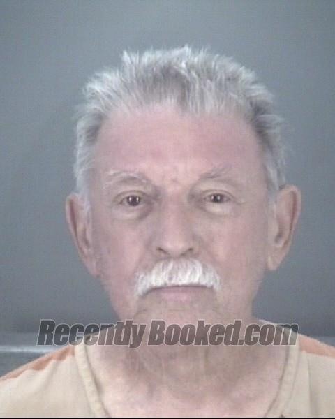 Recent Booking / Mugshot for MICHAEL EDWARD MILLER in Pasco County, Florida