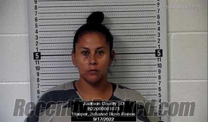 Recent Booking / Mugshot for Julianne Rose Renee Hooper in Jackson ...