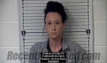 Recent Booking / Mugshot for Sheena Marie Mooney in Jackson County, Kansas