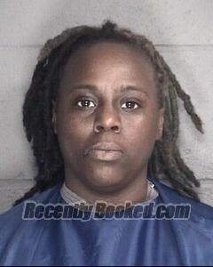 Recent Booking / Mugshot for JASMINE JONELLE OLIVER in Leavenworth ...