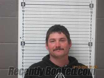 Recent Booking / Mugshot for Nathaniel Wayne Madl in Montgomery County ...