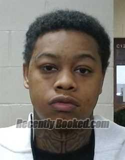 Recent Booking / Mugshot for TREYVIAN DESHAUN BROWN in Sedgwick County ...