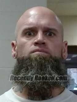 Recent Booking / Mugshot for LEE ALLEN KNUEPPEL in Sedgwick County, Kansas