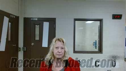 Recent Booking / Mugshot for ANGELA RENEE PUTMAN in Sedgwick County, Kansas