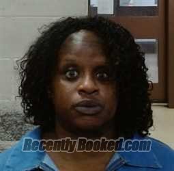 Stephanie Lashaun Thompson Arrest & Booking Info | Sedgwick County, KS