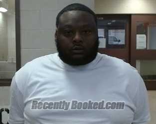 Recent Booking / Mugshot for TAMARIAN MARCELL THOMAS in Sedgwick County ...