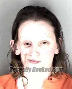 Recent Booking / Mugshot for Alicia Renee Decker in Shawnee County, Kansas