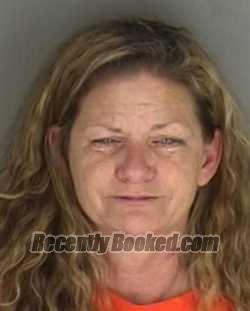 Recent Booking / Mugshot for Roxanne Elaine Hamilton-Walters in Shawnee ...