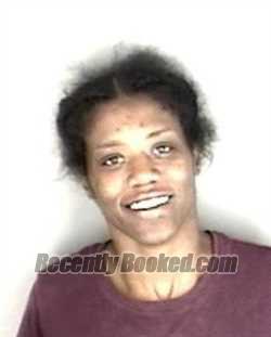 Recent Booking / Mugshot for Dontresha Shabree Thomas in Shawnee County ...