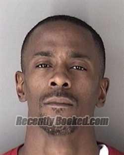 Recent Booking / Mugshot for Travis Stanley Sanders in Shawnee County ...