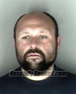 Recent Booking / Mugshot for Pete Vincent Sr Hernandez in Shawnee ...