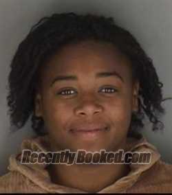 Recent Booking / Mugshot for Destiny Chante Harris in Shawnee County ...
