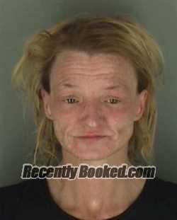 Recent Booking / Mugshot for Venus Marie Hoefer in Shawnee County, Kansas