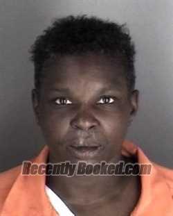 Recent Booking / Mugshot for Tihesha Danyell Birdlong in Shawnee County ...