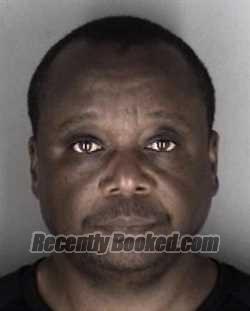 Recent Booking / Mugshot for Leonadrin Maurice Sanders in Shawnee ...