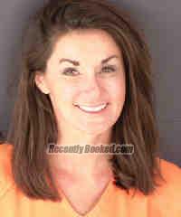 Recent Booking / Mugshot for JAMIE RENEE LANG in Sarasota County, Florida