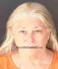 Recent Booking / Mugshot for SHELECIA RENEE WEEKS in Sarasota County ...