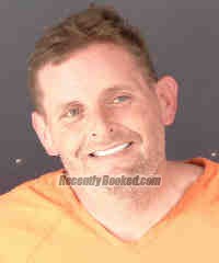 Recent Booking / Mugshot for BENJAMIN WILLIAM PETRO in Sarasota County ...