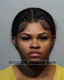 Recent Booking / Mugshot for KIERRA MOORE in Seminole County, Florida
