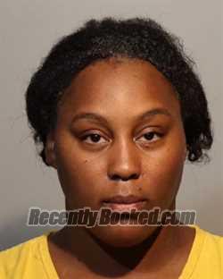 Recent Booking / Mugshot for RAVEN LEWIS in Seminole County, Florida