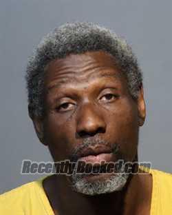 Recent Booking / Mugshot for TRAVIS MADDOX in Seminole County, Florida