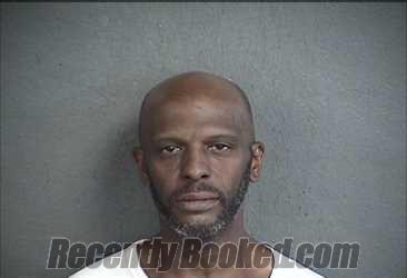 Recent Booking / Mugshot for ROBERT AARON MILAN in Wyandotte County, Kansas