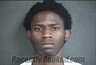 Recent Booking / Mugshot for TRAVION DONYIA CARTER in Wyandotte County ...
