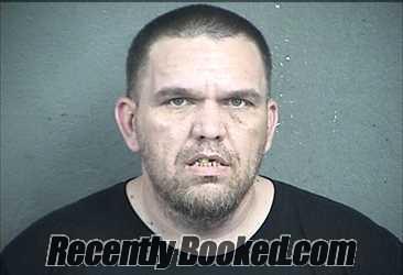 Recent Booking / Mugshot for DANIEL ROBERT GEYER in Wyandotte County ...
