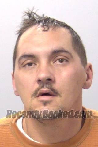 Recent Booking / Mugshot for Elliot Gipson in Allen County, Ohio