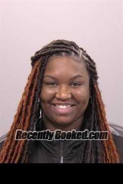 Recent Booking / Mugshot for Latavia Lanee Phillips in Allen County, Ohio