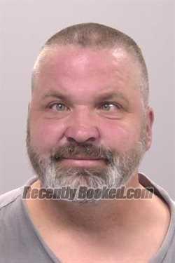 Recent Booking / Mugshot for Robert Ryan Lewis in Allen County, Ohio