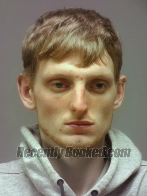 Recent Booking / Mugshot for DAMON MATTHEW SMITH in Athens County, Ohio