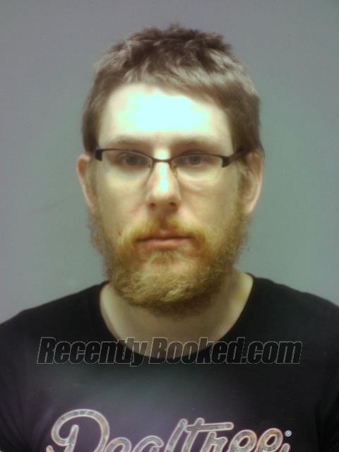 Recent Booking / Mugshot for DUSTIN ELY UHL in Athens County, Ohio