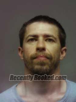 Recent Booking / Mugshot for LOUIS MICHAEL LIZOR in Athens County, Ohio