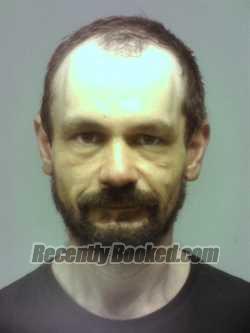 Recent Booking / Mugshot for DANIEL LINN WHIPPLE in Athens County, Ohio