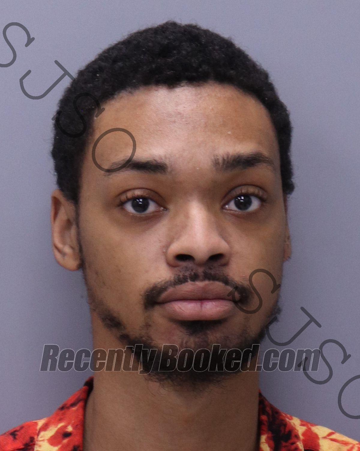 Recent Booking / Mugshot for TRAVIUS ASHER WHITEHEAD in St Johns County ...