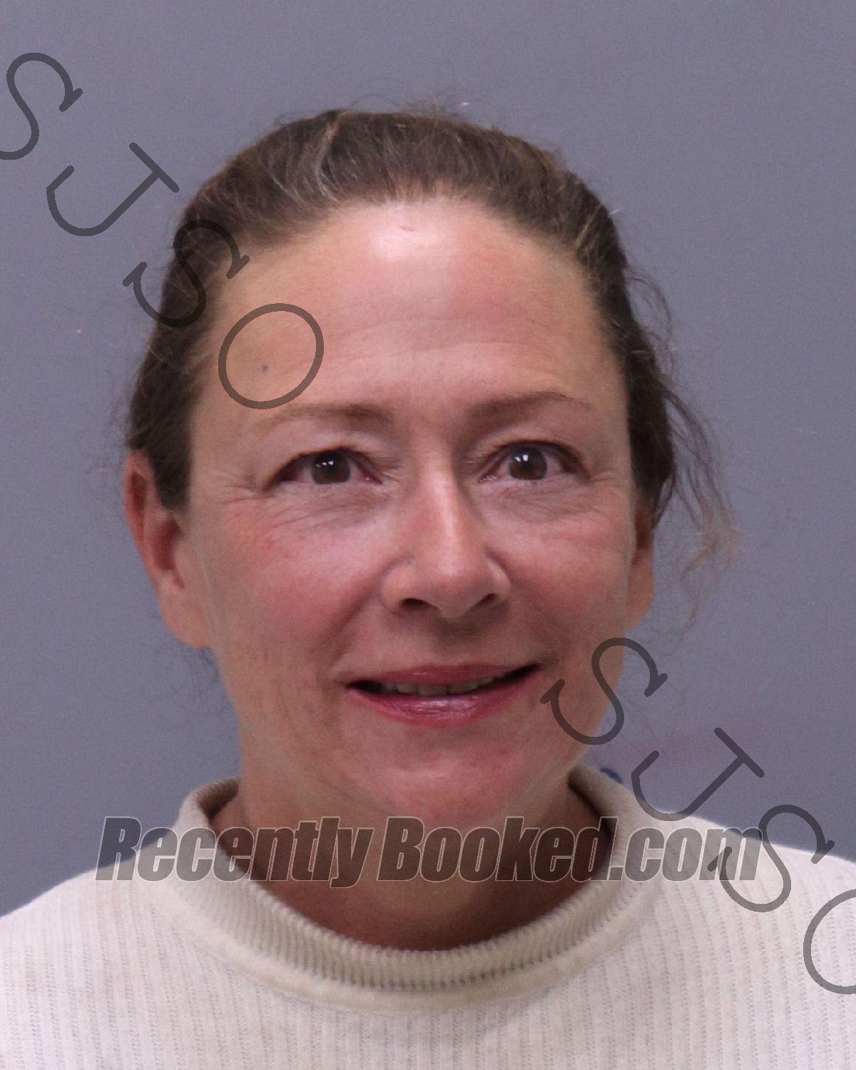 Recent Booking / Mugshot for JENNIFER LIND MUENSTERMAN in St Johns ...
