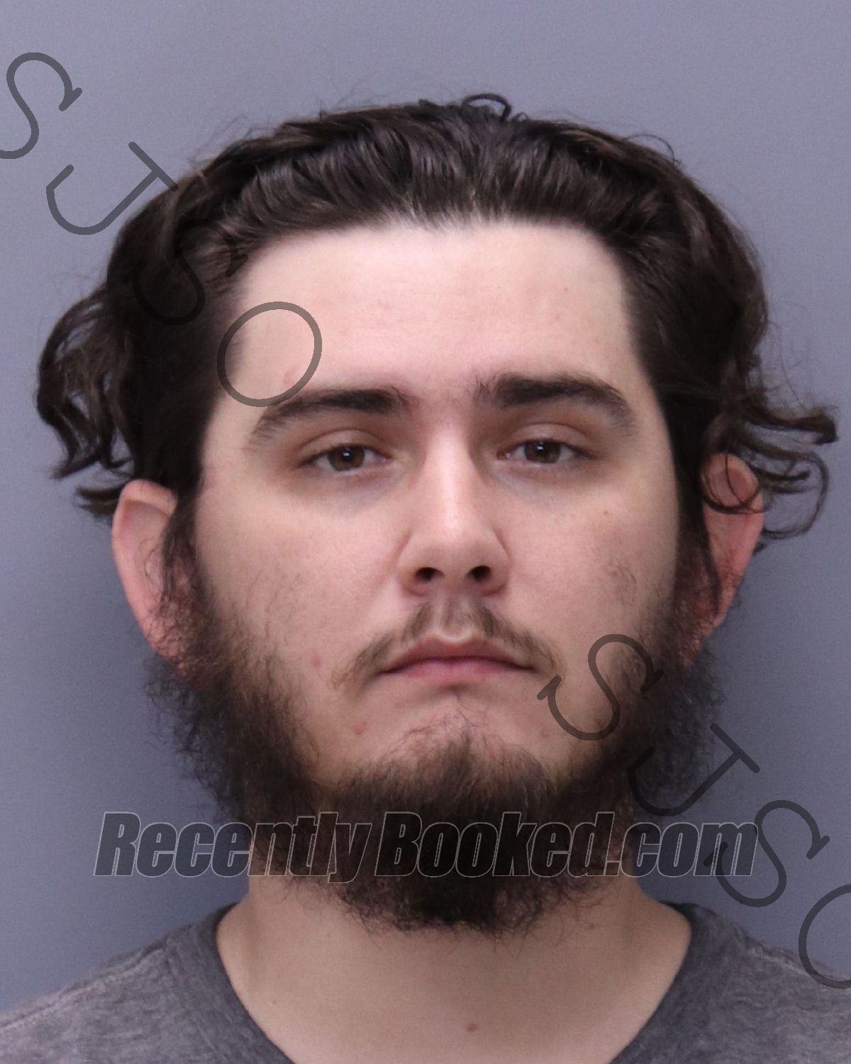 Recent Booking / Mugshot for CHRISTOPHER DANIEL HOLT in St Johns County ...