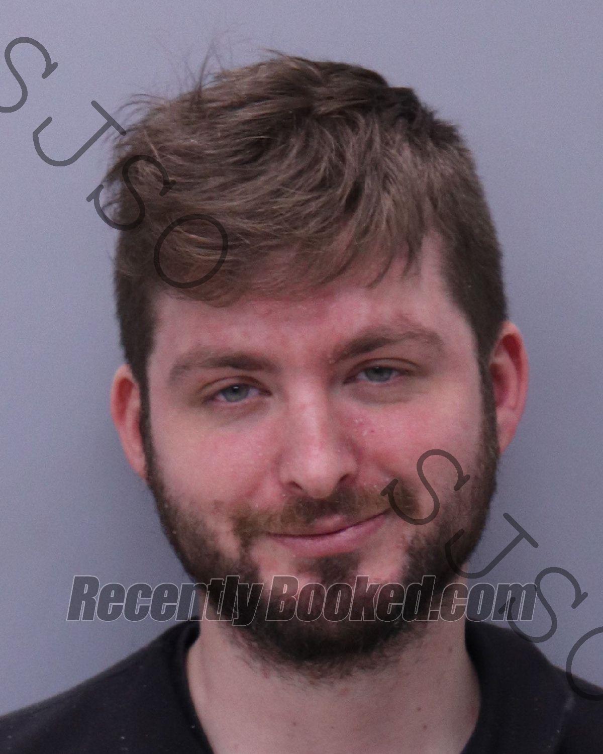 Recent Booking / Mugshot for ALEXANDER SCOTT DAVIS in St Johns County ...