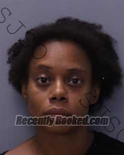 Recent Booking / Mugshot for KIMBERLY MICHELLE LOWMAN in St Johns ...