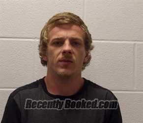 Recent Booking / Mugshot for BRANDON MICHAEL SENTERS in Coshocton ...