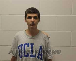 Recent Booking / Mugshot for JAVEN RILEY MCCURDY in Coshocton County, Ohio