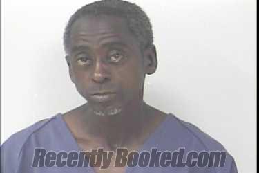 Recent Booking / Mugshot for Demetrius Solomon in St Lucie County, Florida