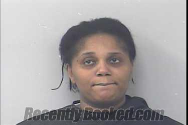 Recent Booking / Mugshot for Quinette Marie Gilchrist in St Lucie ...
