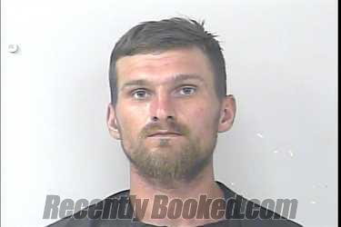 Recent Booking / Mugshot for Levi Lorenzo Cates in St Lucie County, Florida