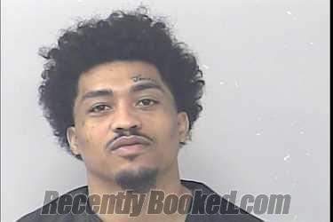 Recent Booking / Mugshot for Gavin Delano Russell in St Lucie County ...