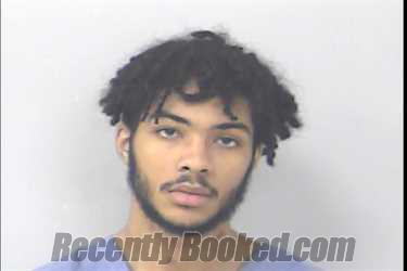 Recent Booking / Mugshot for Juvan Lester in St Lucie County, Florida